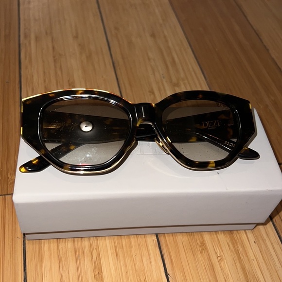 DEZI | Accessories | Dezi Sunglasses Charge It Classic Tortoise G5 ...